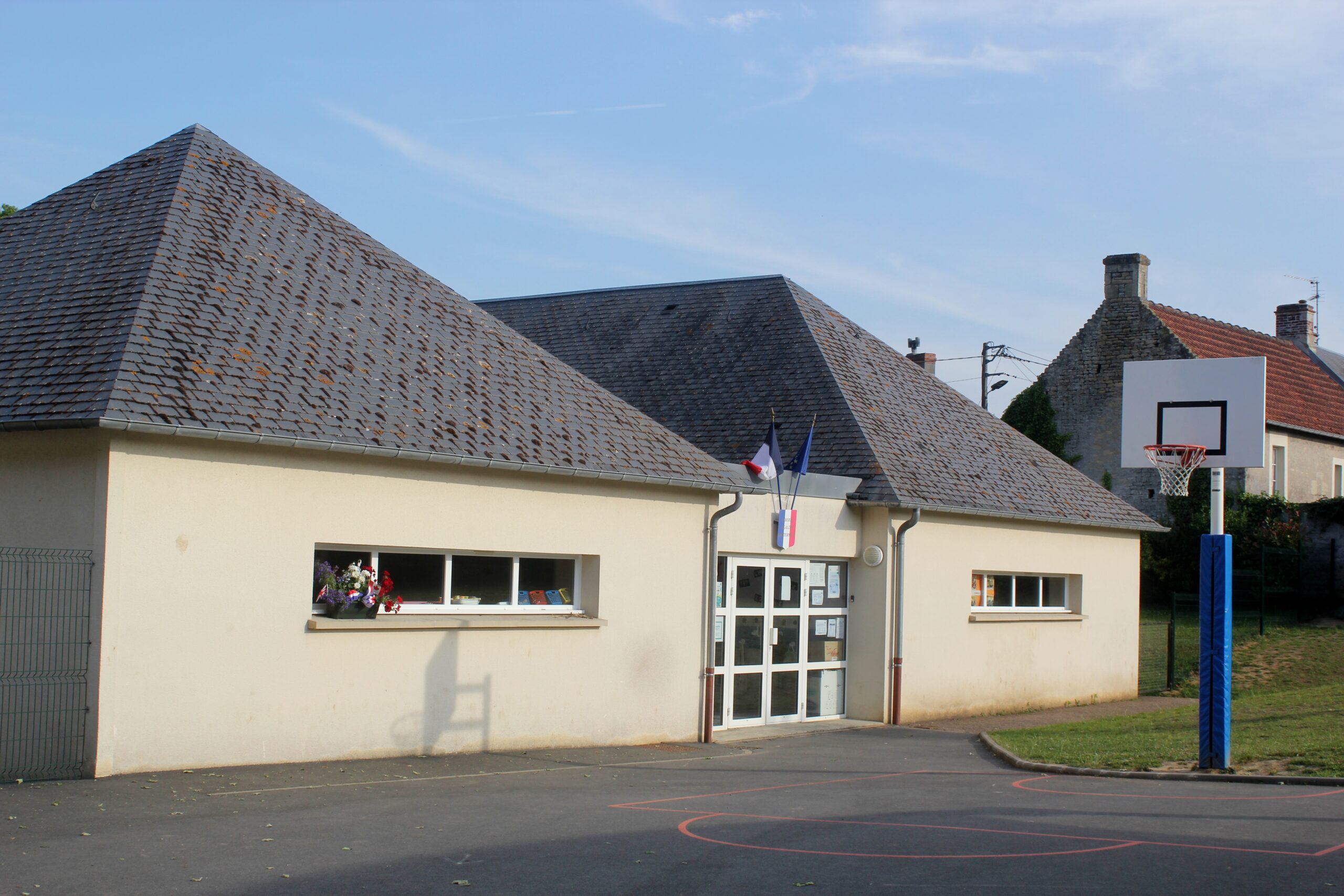 École maternelle Patrick MOORE - Banville - Communauté de Communes ...